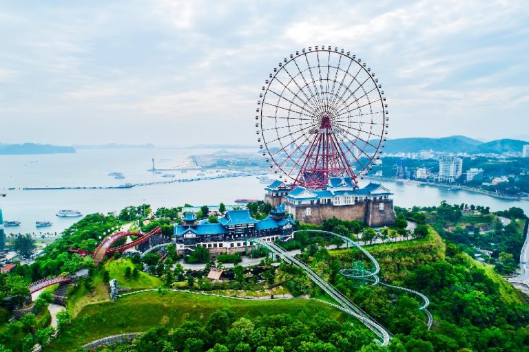 Halong Bay Travel Guide: All you Need to Know for First Time